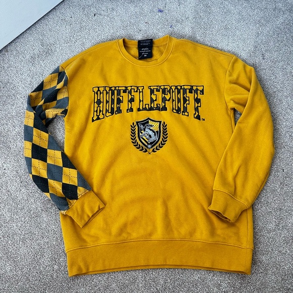 Sweaters | Boxlunch Exclusive Harry Potter Hufflepuff Plaid Sweatshirt ...